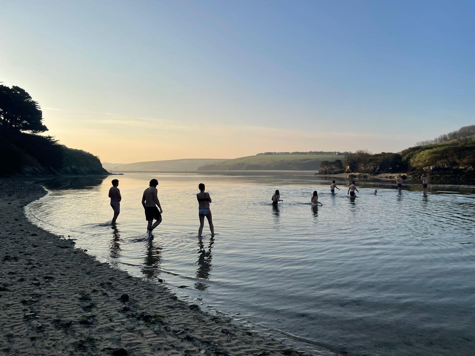 How To…Wild Swim in Winter – Lisa Outdoors